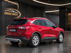 Red Ford Kuga 2021 in Riga, with an engine capacity of 2.50 L and mileage of 89 thousand km for 19300 €, photo 6 on AUTOMOTO.COM.LV