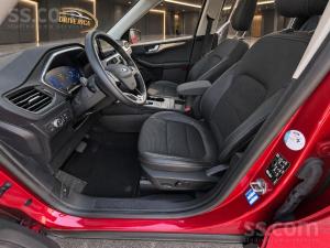 Red Ford Kuga 2021 in Riga, with an engine capacity of 2.50 L and mileage of 89 thousand km for 19300 €, photo 8 on AUTOMOTO.COM.LV