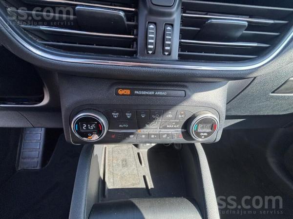 Sarkans Ford Kuga 2021 Rīga, ar dzinēja tilpumu 2.50 L un nobraukumu 89 tūkst. km par 19300 €, foto 11 vietnē AUTOMOTO.COM.LV