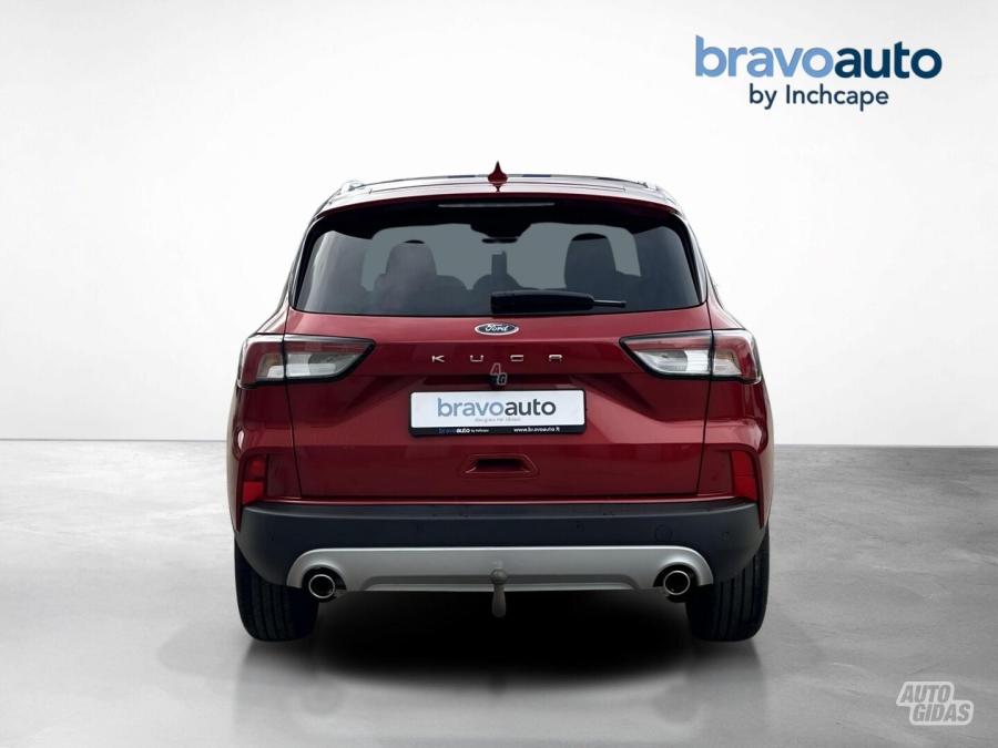 Red Ford Kuga 2021 in Kaunas, with an engine capacity of 1.50 L and mileage of 132 thousand km for 14772 €, photo 5 on AUTOMOTO.COM.LV