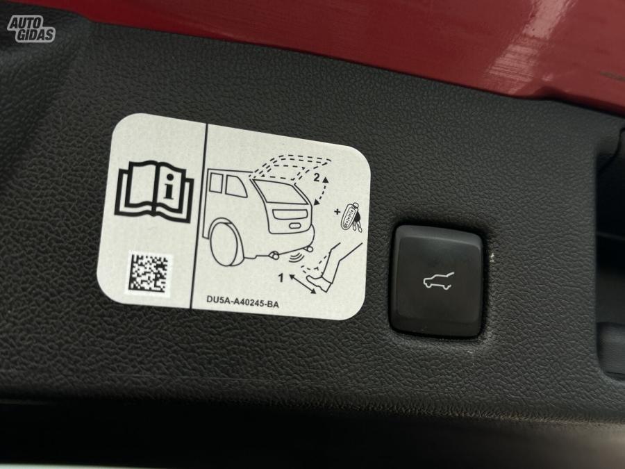 Red Ford Kuga 2021 in Kaunas, with an engine capacity of 1.50 L and mileage of 132 thousand km for 14772 €, photo 15 on AUTOMOTO.COM.LV
