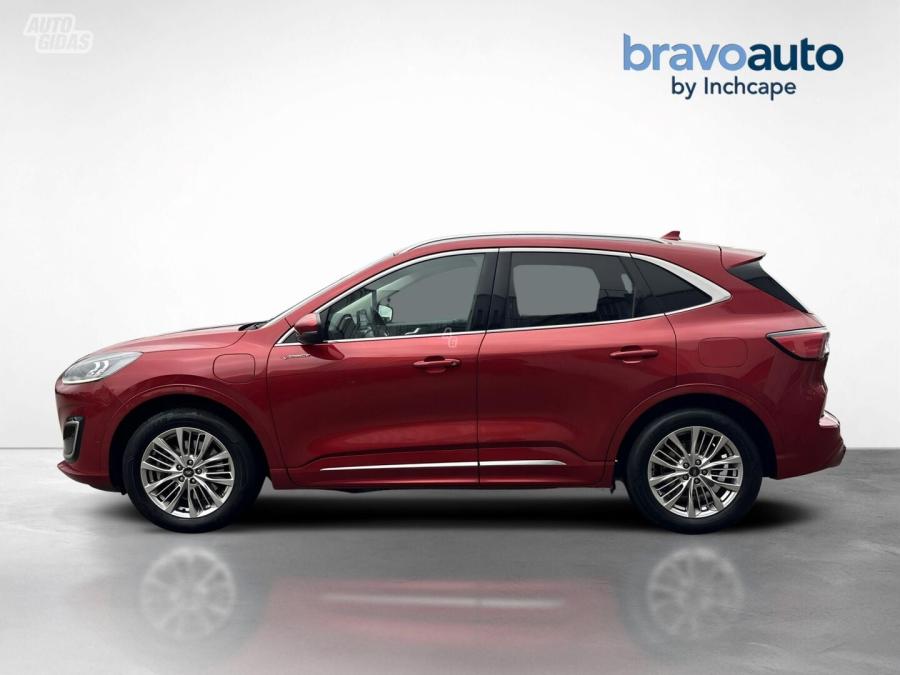 Red Ford Kuga 2021 in Kaunas, with an engine capacity of 2.50 L and mileage of 156 thousand km for 21271 €, photo 3 on AUTOMOTO.COM.LV