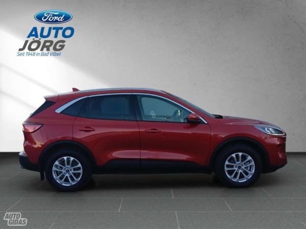 Red Ford Kuga 2022 in Kaunas, with an engine capacity of 2.50 L and mileage of 45 thousand km for 25128 €, photo 6 on AUTOMOTO.COM.LV