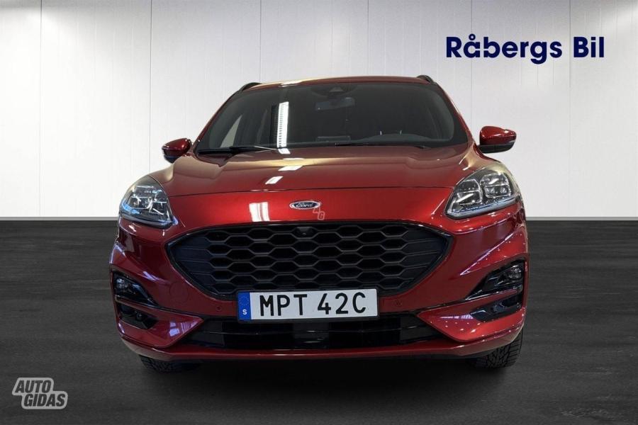 Red Ford Kuga 2022 in Kaunas, with an engine capacity of 0.00 L and mileage of 55 thousand km for 34984 €, photo 3 on AUTOMOTO.COM.LV