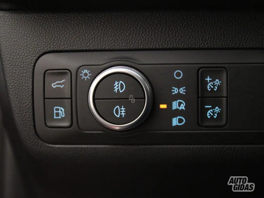 Sarkans Ford Kuga 2022 Viļņa, ar dzinēja tilpumu 2.50 L un nobraukumu 147 tūkst. km par 20999 €, foto 28 vietnē AUTOMOTO.COM.LV
