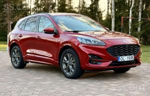 Sarkans Ford Kuga 2022 Rēzekne, ar dzinēja tilpumu 2.00 L un nobraukumu 201 tūkst. km par 15500 €, foto 3 vietnē AUTOMOTO.COM.LV