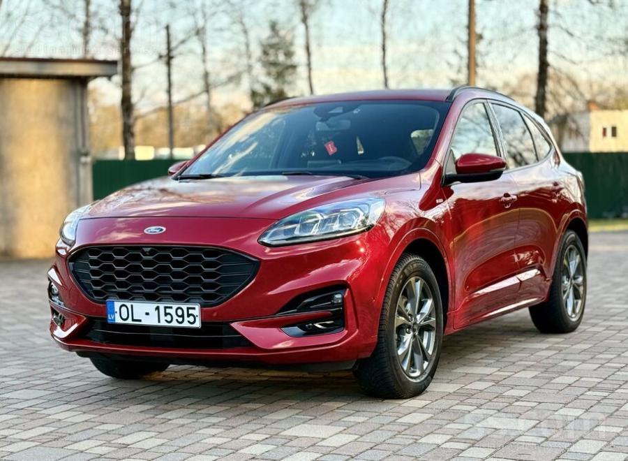 Sarkans Ford Kuga 2022 Rēzekne, ar dzinēja tilpumu 2.00 L un nobraukumu 201 tūkst. km par 15500 €, foto 4 vietnē AUTOMOTO.COM.LV