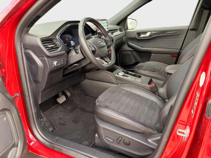 Sarkans Ford Kuga 2022 Viļņa, ar dzinēja tilpumu 2.49 L un nobraukumu 99 tūkst. km par 20500 €, foto 8 vietnē AUTOMOTO.COM.LV