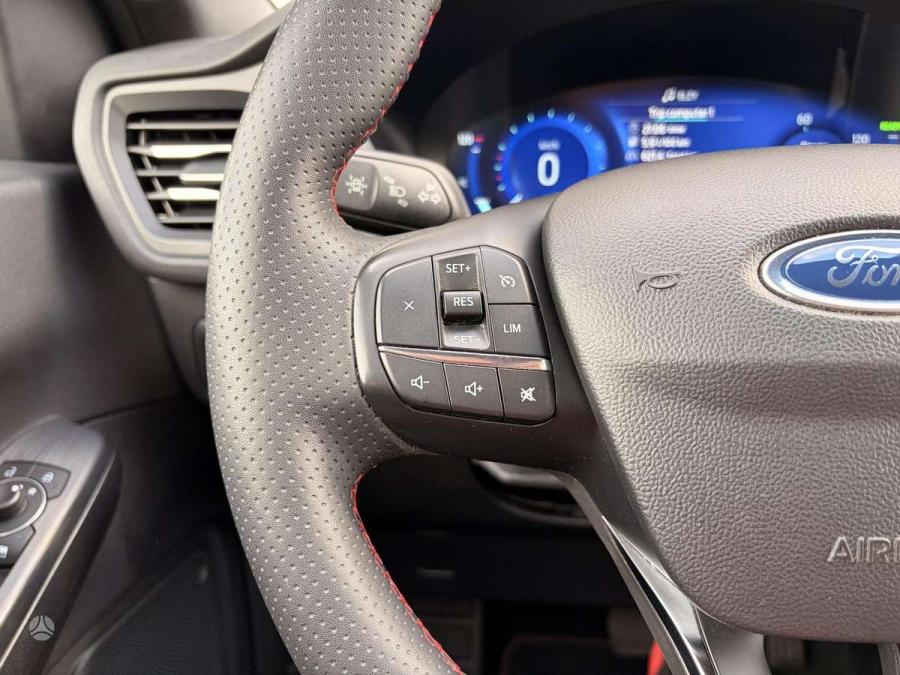Sarkans Ford Kuga 2022 Viļņa, ar dzinēja tilpumu 2.49 L un nobraukumu 99 tūkst. km par 20500 €, foto 11 vietnē AUTOMOTO.COM.LV