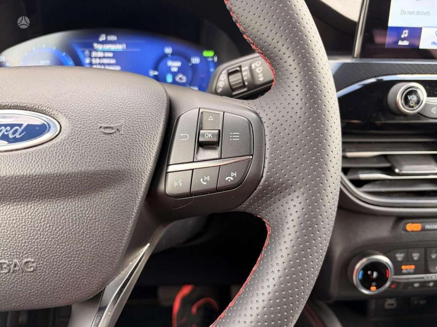 Sarkans Ford Kuga 2022 Viļņa, ar dzinēja tilpumu 2.49 L un nobraukumu 99 tūkst. km par 20500 €, foto 12 vietnē AUTOMOTO.COM.LV