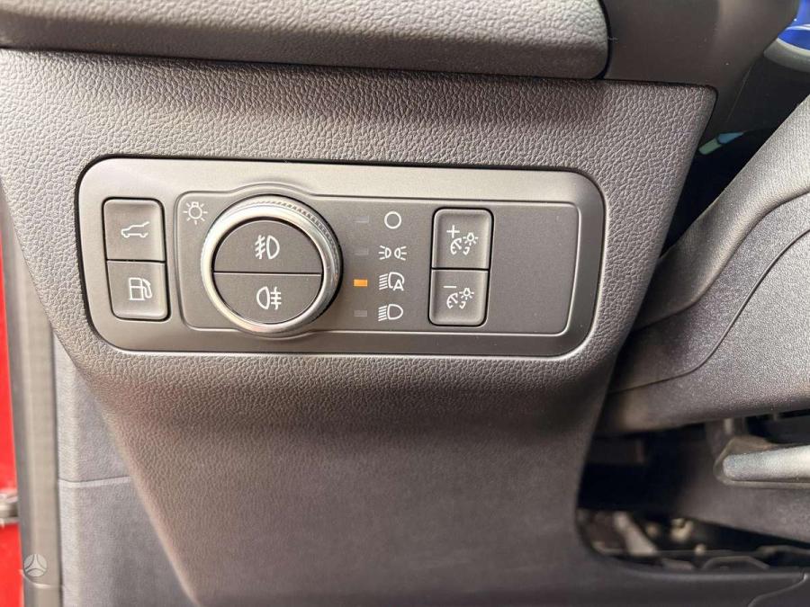 Sarkans Ford Kuga 2022 Viļņa, ar dzinēja tilpumu 2.49 L un nobraukumu 99 tūkst. km par 20500 €, foto 19 vietnē AUTOMOTO.COM.LV