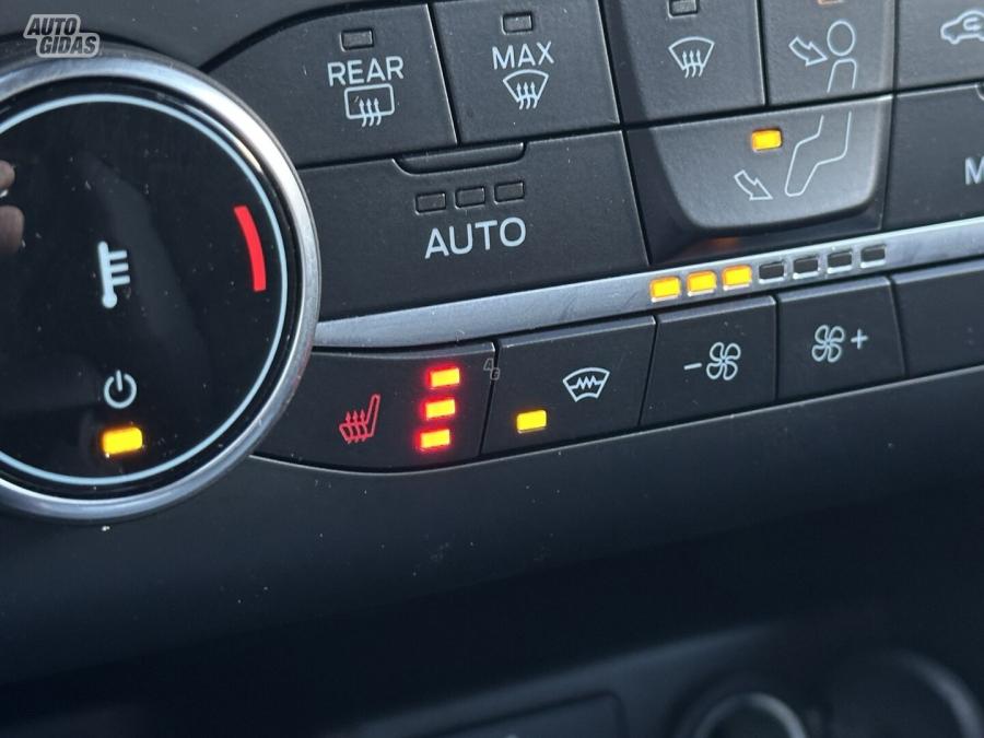 Sarkans Ford Kuga 2023 Kauņa, ar dzinēja tilpumu 2.50 L un nobraukumu 62 tūkst. km par 26771 €, foto 29 vietnē AUTOMOTO.COM.LV