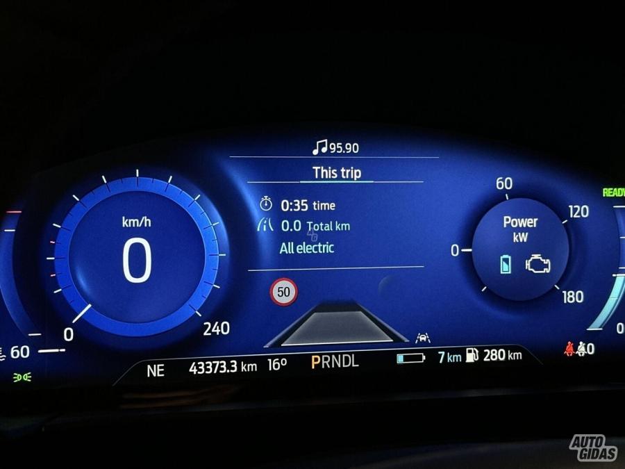 Sarkans Ford Kuga 2023 Viļņa, ar dzinēja tilpumu 2.50 L un nobraukumu 47 tūkst. km par 27000 €, foto 21 vietnē AUTOMOTO.COM.LV