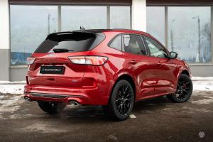 Sarkans Ford Kuga 2024 Viļņa, ar dzinēja tilpumu 2.49 L un nobraukumu 26 tūkst. km par 24950 €, foto 4 vietnē AUTOMOTO.COM.LV