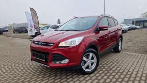 Red Ford Kuga 2015 in Marijampole, with an engine capacity of 1.50 L and mileage of 157 thousand km for 8500 €, photo 2 on AUTOMOTO.COM.LV