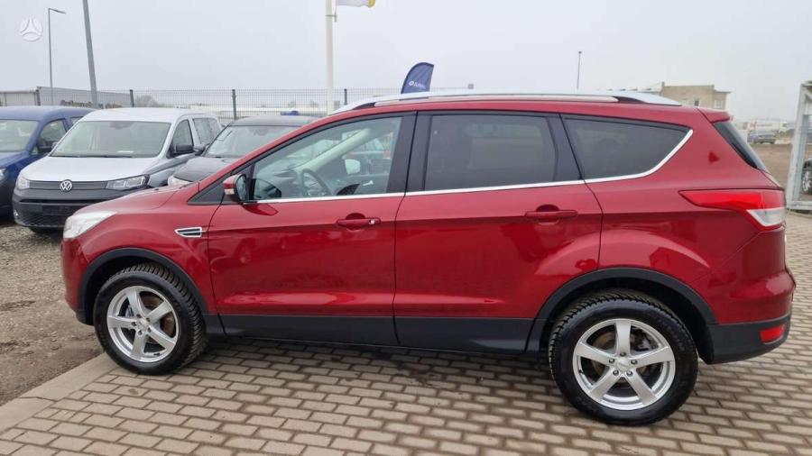 Red Ford Kuga 2015 in Marijampole, with an engine capacity of 1.50 L and mileage of 157 thousand km for 8500 €, photo 13 on AUTOMOTO.COM.LV