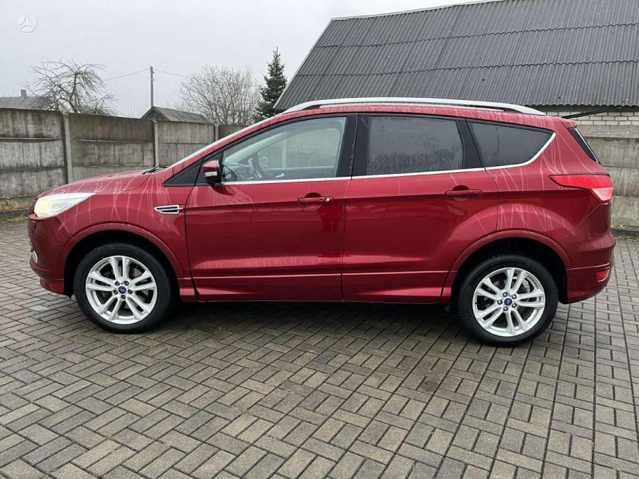 Red Ford Kuga 2016 in Taurage, with an engine capacity of 2.00 L and mileage of 300 thousand km for 8500 €, photo 6 on AUTOMOTO.COM.LV