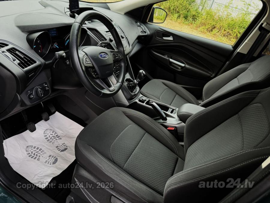 Ford Kuga 2017 in Tallinn, with an engine capacity of 0.00 L and mileage of 38 thousand km for 11450 €, photo 24 on AUTOMOTO.COM.LV