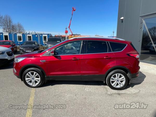 Ford Kuga 2018 Tartu, ar dzinēja tilpumu 2.00 L un nobraukumu 150 tūkst. km par 13990 €, foto 5 vietnē AUTOMOTO.COM.LV
