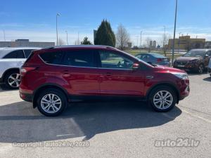 Ford Kuga 2018 Tartu, ar dzinēja tilpumu 2.00 L un nobraukumu 150 tūkst. km par 13990 €, foto 8 vietnē AUTOMOTO.COM.LV