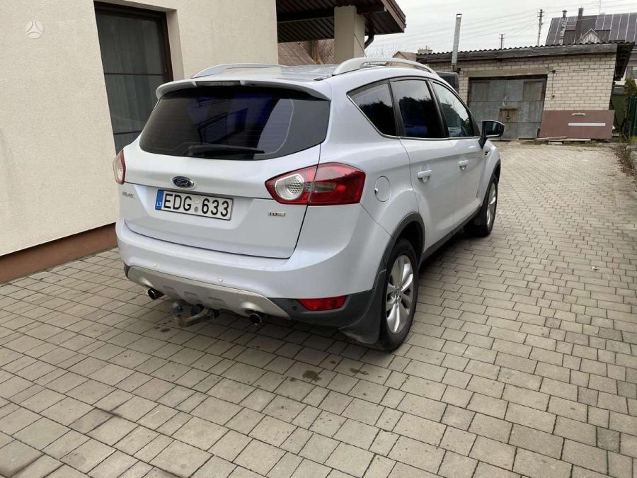 Balts Ford Kuga 2008 Alīta, ar dzinēja tilpumu 2.00 L un nobraukumu 196 tūkst. km par 5300 €, foto 4 vietnē AUTOMOTO.COM.LV