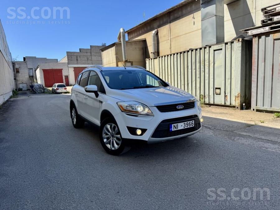 White Ford Kuga 2008 in Riga, with an engine capacity of 2.00 L and mileage of 229 thousand km for 5000 €, photo 1 on AUTOMOTO.COM.LV