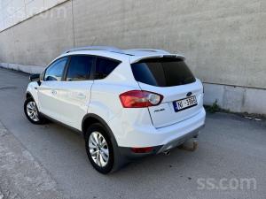 White Ford Kuga 2008 in Riga, with an engine capacity of 2.00 L and mileage of 229 thousand km for 5000 €, photo 5 on AUTOMOTO.COM.LV