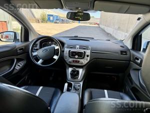 White Ford Kuga 2008 in Riga, with an engine capacity of 2.00 L and mileage of 229 thousand km for 5000 €, photo 7 on AUTOMOTO.COM.LV