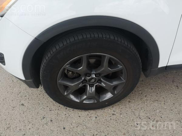 Balts Ford Kuga 2008 Rīga, ar dzinēja tilpumu 2.00 L un nobraukumu 0 tūkst. km par 4290 €, foto 8 vietnē AUTOMOTO.COM.LV