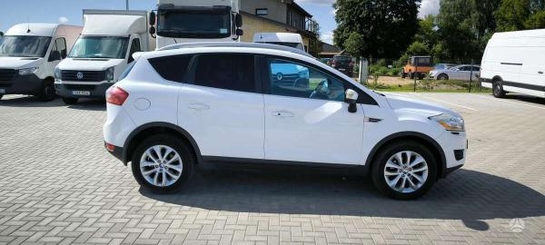 Balts Ford Kuga 2008 Tauragė, ar dzinēja tilpumu 2.00 L un nobraukumu 245 tūkst. km par 4500 €, foto 8 vietnē AUTOMOTO.COM.LV