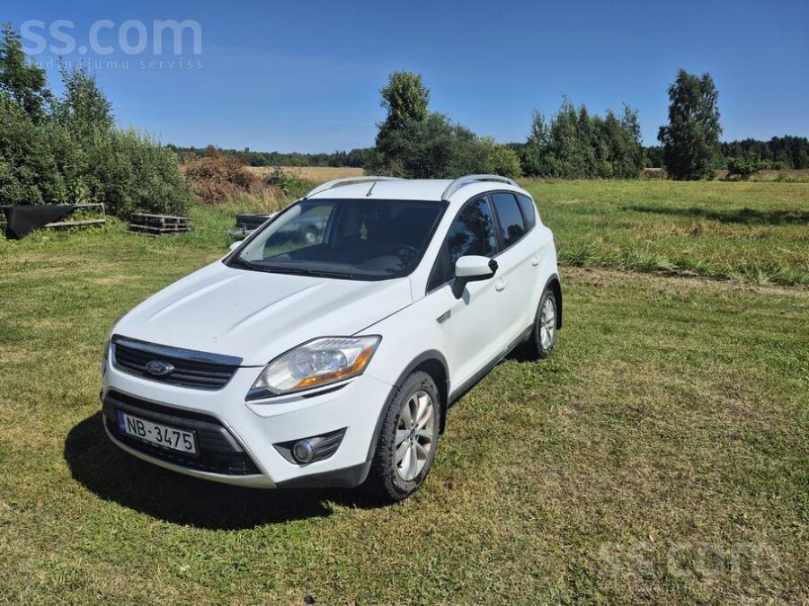 Balts Ford Kuga 2008 Daugavpils, ar dzinēja tilpumu 2.00 L un nobraukumu 312 tūkst. km par 3300 €, foto 5 vietnē AUTOMOTO.COM.LV