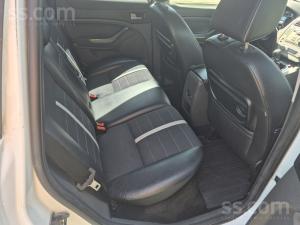 Balts Ford Kuga 2008 Daugavpils, ar dzinēja tilpumu 2.00 L un nobraukumu 312 tūkst. km par 3300 €, foto 7 vietnē AUTOMOTO.COM.LV