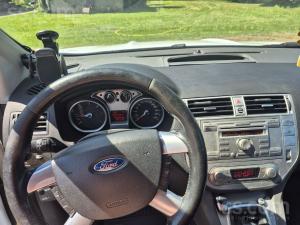 Balts Ford Kuga 2008 Daugavpils, ar dzinēja tilpumu 2.00 L un nobraukumu 312 tūkst. km par 3300 €, foto 8 vietnē AUTOMOTO.COM.LV