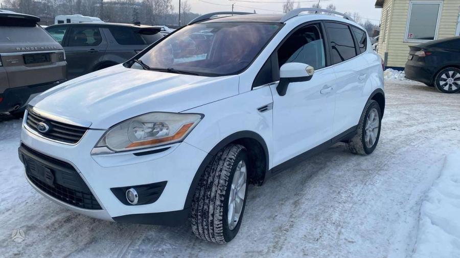 White Ford Kuga 2009 in Panevezys, with an engine capacity of 2.00 L and mileage of 278 thousand km for 3700 €, photo 1 on AUTOMOTO.COM.LV
