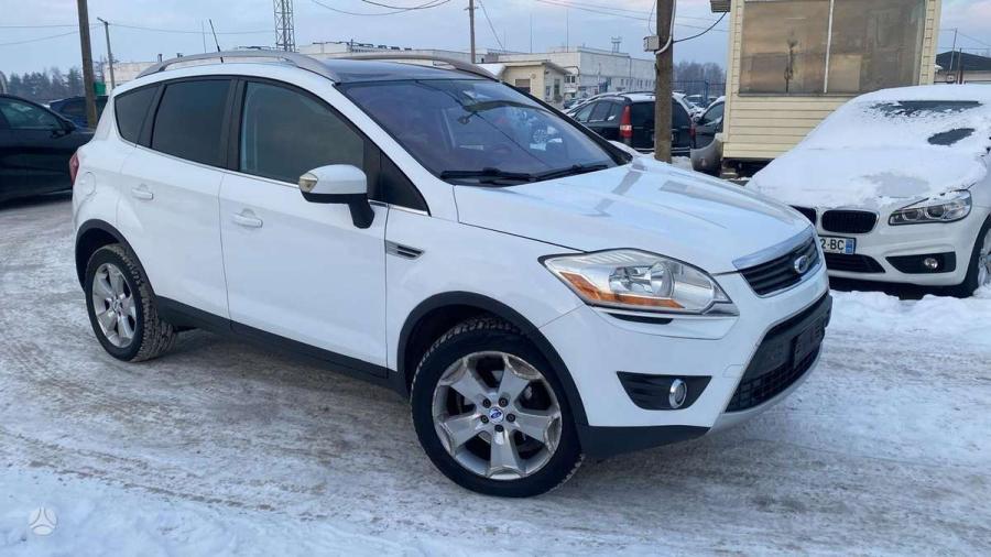 White Ford Kuga 2009 in Panevezys, with an engine capacity of 2.00 L and mileage of 278 thousand km for 3700 €, photo 4 on AUTOMOTO.COM.LV
