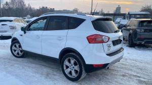 White Ford Kuga 2009 in Panevezys, with an engine capacity of 2.00 L and mileage of 278 thousand km for 3700 €, photo 6 on AUTOMOTO.COM.LV
