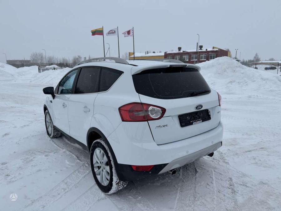 Balts Ford Kuga 2009 Telšiai, ar dzinēja tilpumu 2.00 L un nobraukumu 267 tūkst. km par 5500 €, foto 5 vietnē AUTOMOTO.COM.LV