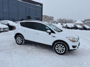 Balts Ford Kuga 2009 Telšiai, ar dzinēja tilpumu 2.00 L un nobraukumu 267 tūkst. km par 5500 €, foto 9 vietnē AUTOMOTO.COM.LV