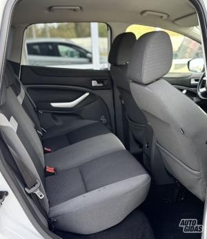 White Ford Kuga 2009 in Radviliskis, with an engine capacity of 2.00 L and mileage of 237 thousand km for 4650 €, photo 26 on AUTOMOTO.COM.LV