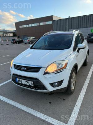 Balts Ford Kuga 2009 Rīga, ar dzinēja tilpumu 2.00 L un nobraukumu 286 tūkst. km par 4000 €, foto 3 vietnē AUTOMOTO.COM.LV