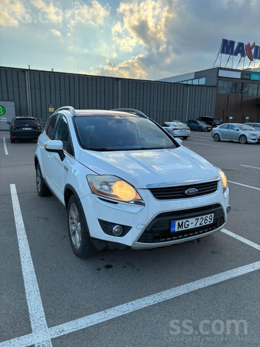 Balts Ford Kuga 2009 Rīga, ar dzinēja tilpumu 2.00 L un nobraukumu 286 tūkst. km par 4000 €, foto 4 vietnē AUTOMOTO.COM.LV