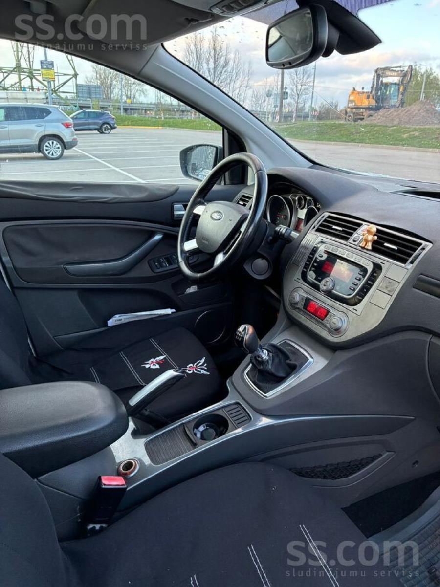 Balts Ford Kuga 2009 Rīga, ar dzinēja tilpumu 2.00 L un nobraukumu 286 tūkst. km par 4000 €, foto 5 vietnē AUTOMOTO.COM.LV