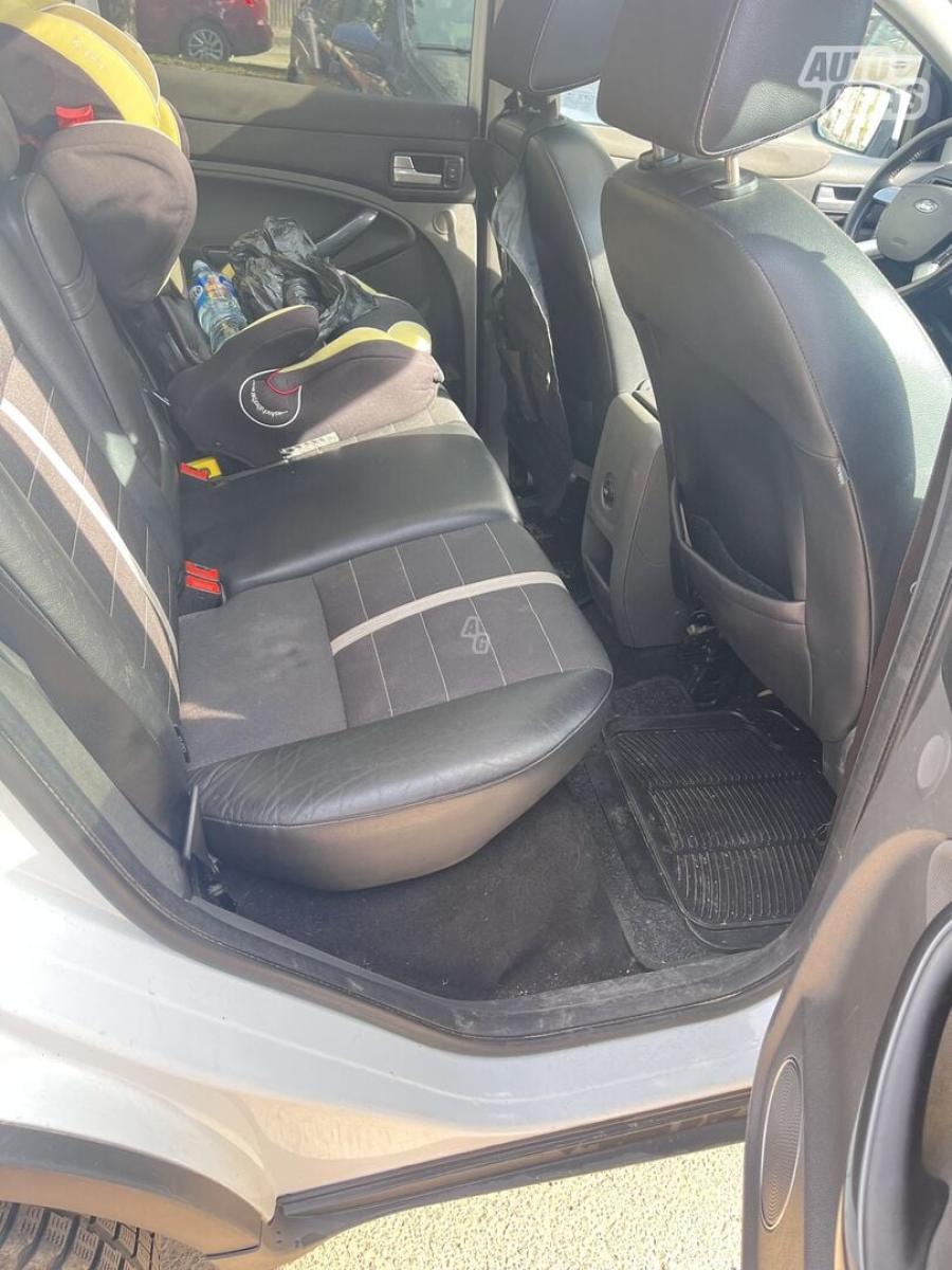 Balts Ford Kuga 2009 Viļņa, ar dzinēja tilpumu 2.00 L un nobraukumu 324 tūkst. km par 3000 €, foto 7 vietnē AUTOMOTO.COM.LV