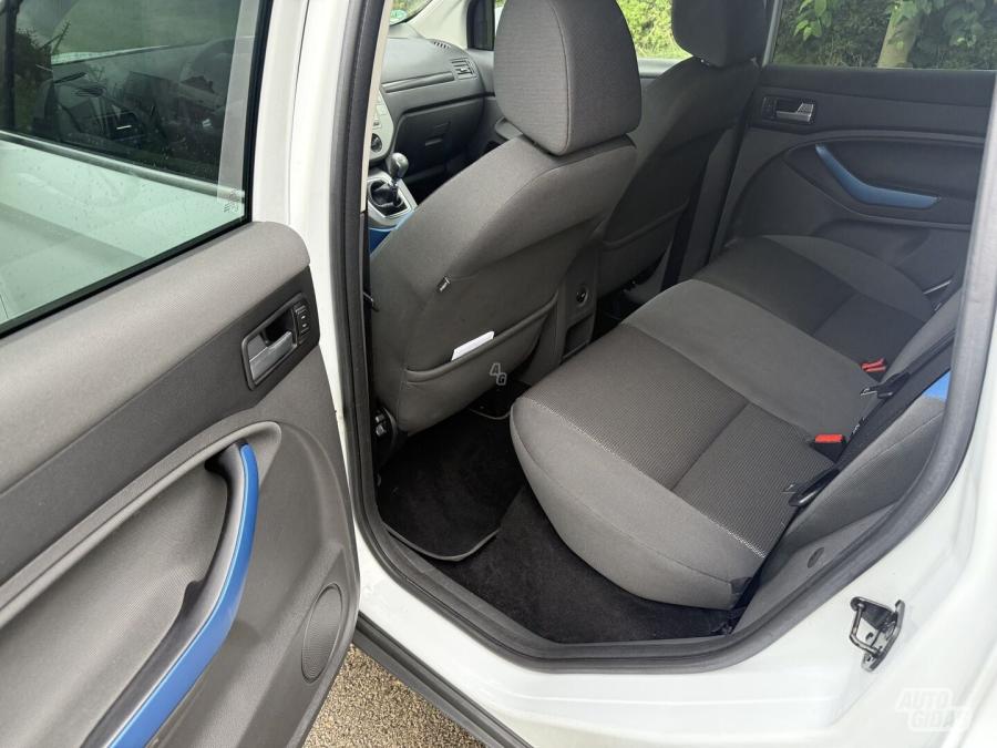 Balts Ford Kuga 2009 Alīta, ar dzinēja tilpumu 2.00 L un nobraukumu 228 tūkst. km par 3680 €, foto 13 vietnē AUTOMOTO.COM.LV