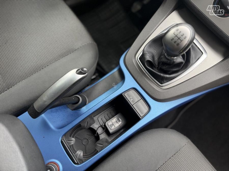Balts Ford Kuga 2009 Alīta, ar dzinēja tilpumu 2.00 L un nobraukumu 228 tūkst. km par 3680 €, foto 18 vietnē AUTOMOTO.COM.LV