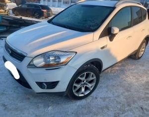 Balts Ford Kuga 2010 Panevēža, ar dzinēja tilpumu 2.00 L un nobraukumu 170 tūkst. km par 3750 €, foto  vietnē AUTOMOTO.COM.LV