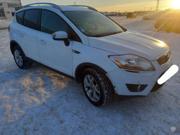 Balts Ford Kuga 2010 Panevēža, ar dzinēja tilpumu 2.00 L un nobraukumu 170 tūkst. km par 3750 €, foto 2 vietnē AUTOMOTO.COM.LV