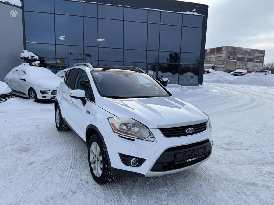 Balts Ford Kuga 2010 Telšiai, ar dzinēja tilpumu 2.00 L un nobraukumu 257 tūkst. km par 5800 €, foto 10 vietnē AUTOMOTO.COM.LV