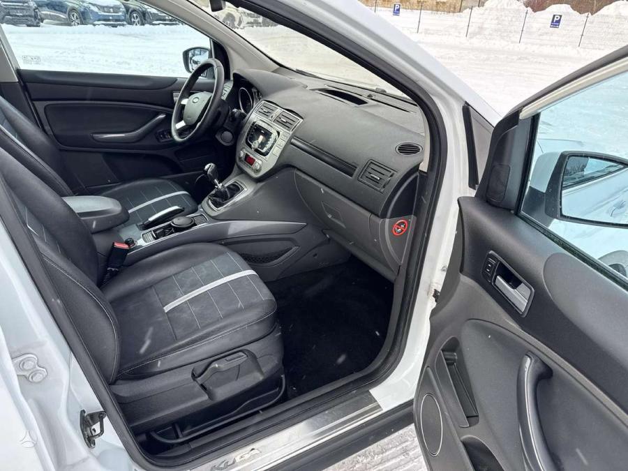 Balts Ford Kuga 2010 Telšiai, ar dzinēja tilpumu 2.00 L un nobraukumu 257 tūkst. km par 5800 €, foto 22 vietnē AUTOMOTO.COM.LV