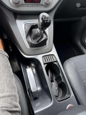 Balts Ford Kuga 2010 Šauļi, ar dzinēja tilpumu 2.00 L un nobraukumu 254 tūkst. km par 4400 €, foto 17 vietnē AUTOMOTO.COM.LV